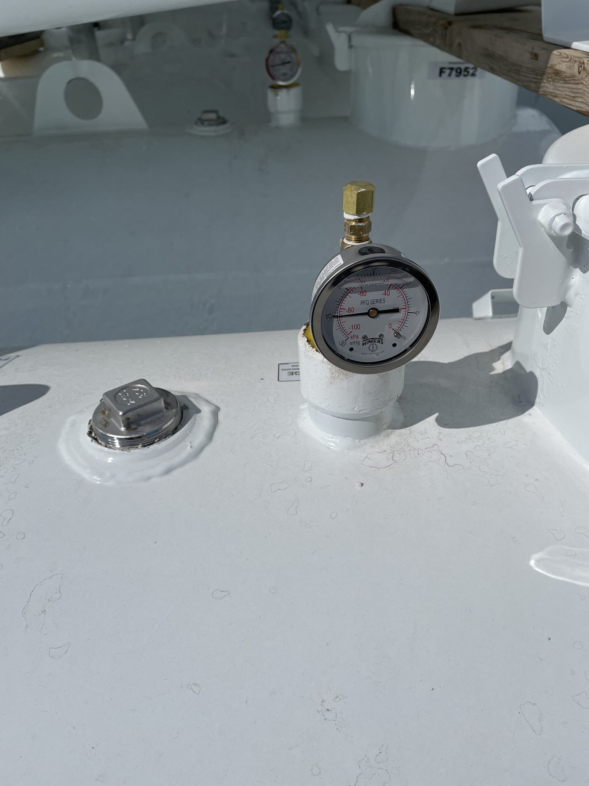 Nithwood Fuel Tanks - 300 Double Bottom